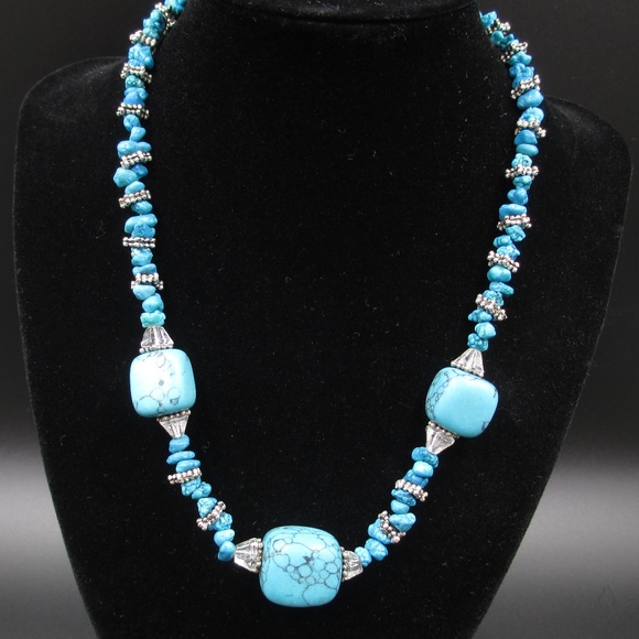 Jewelry | Vintage 17 Inch Cool Blue Stones Necklace | Poshmark